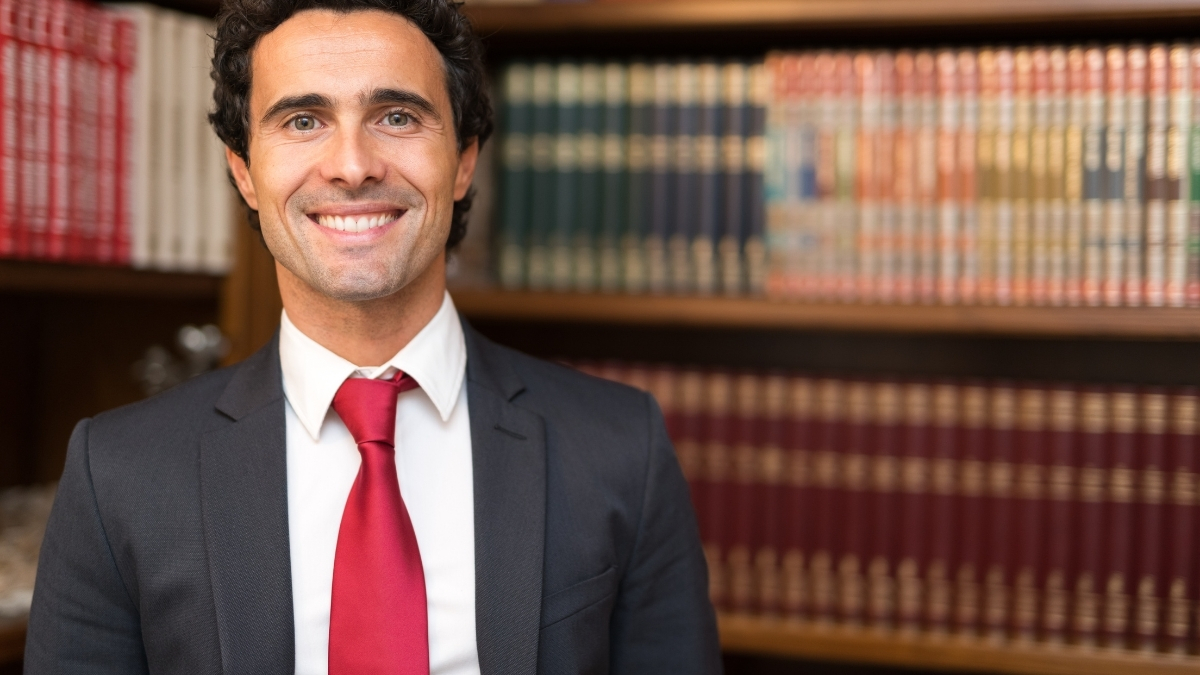 Top Tips for Finding a Lawyer Online That Fits Your Needs ...